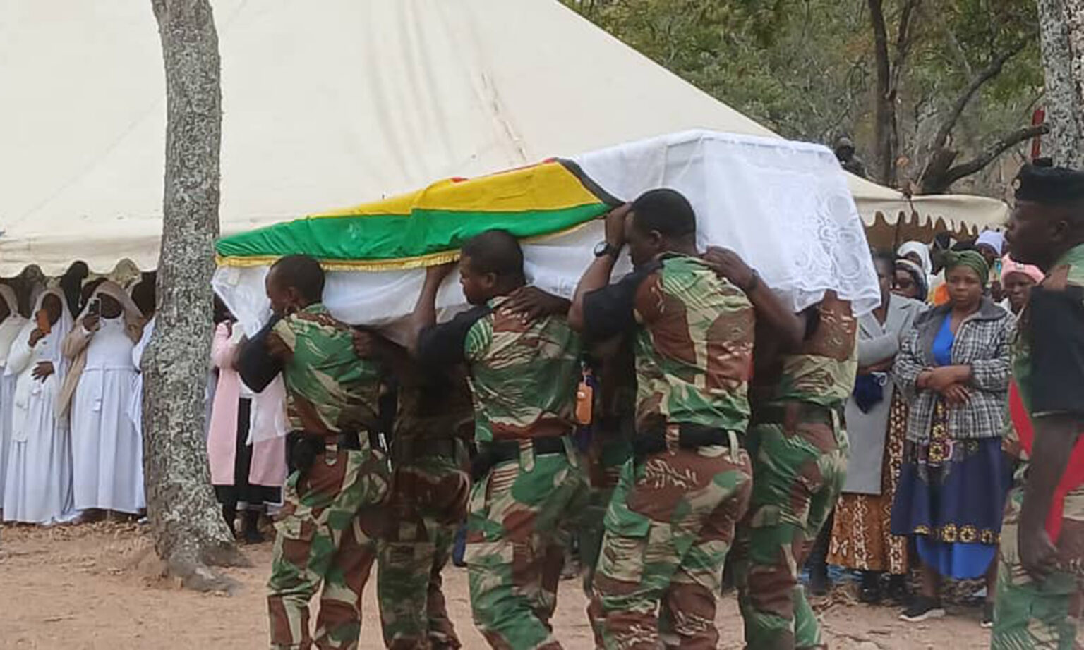 Liberation war hero Mudara buried – herald