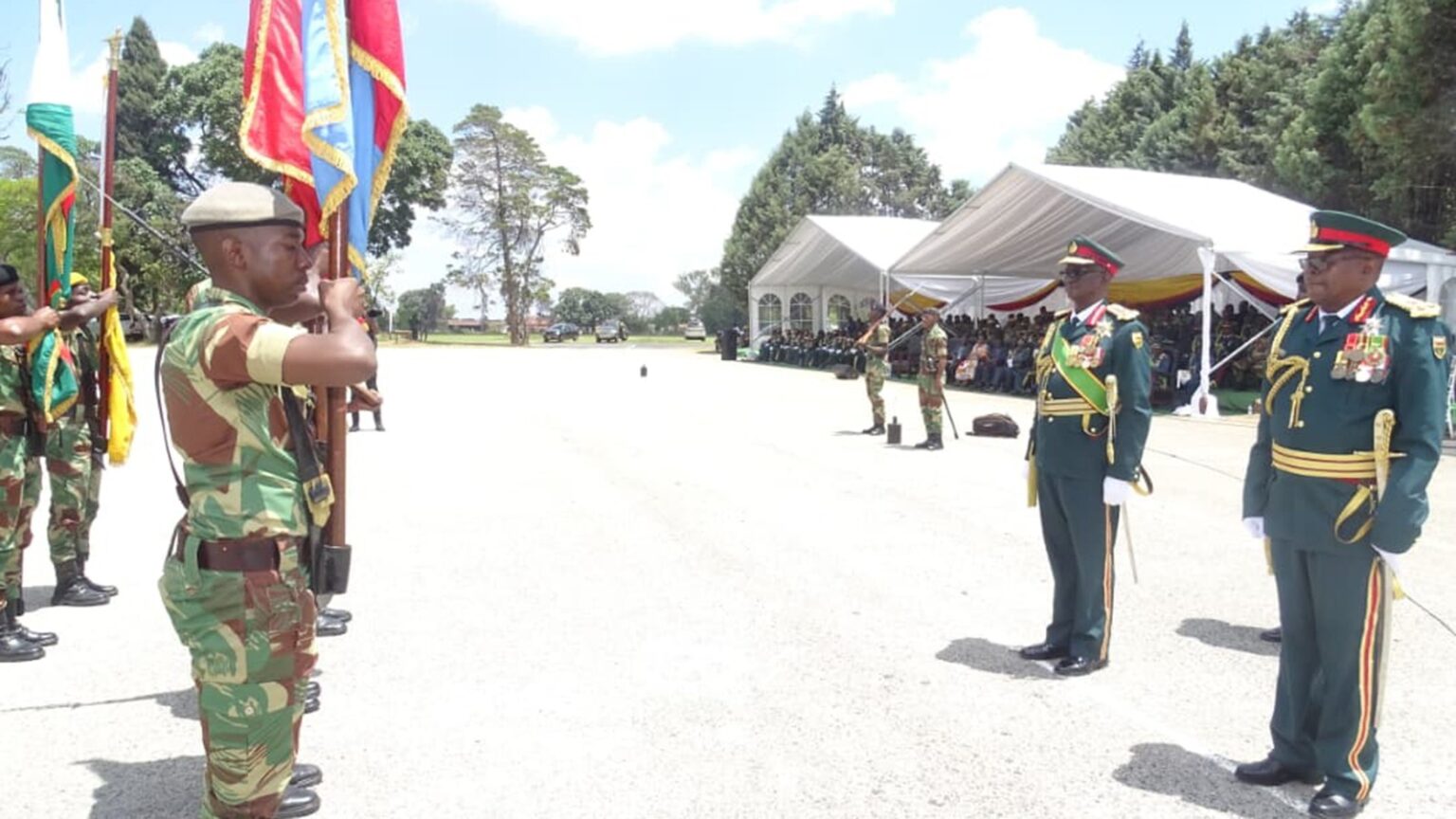 New Zimbabwe National Army Commander Lieutenant General Tapfumaneyi ...
