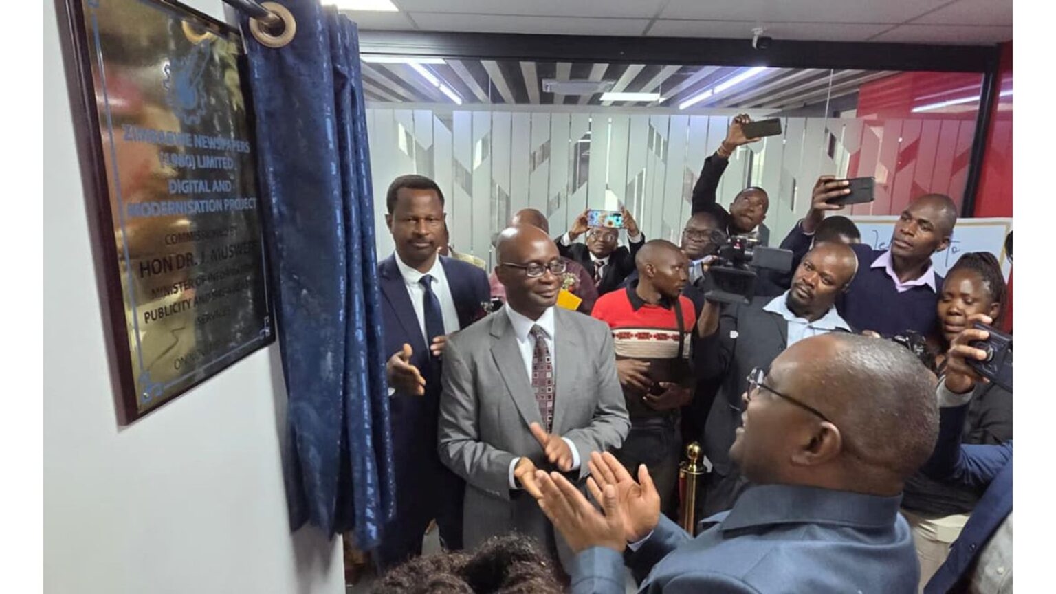 Minister Muswere officially opens Zimpapers integrated newsroom - herald