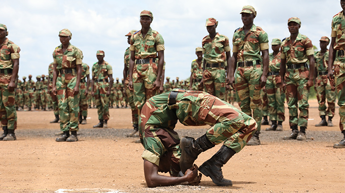 New Zimbabwe National Army recruits graduate – herald
