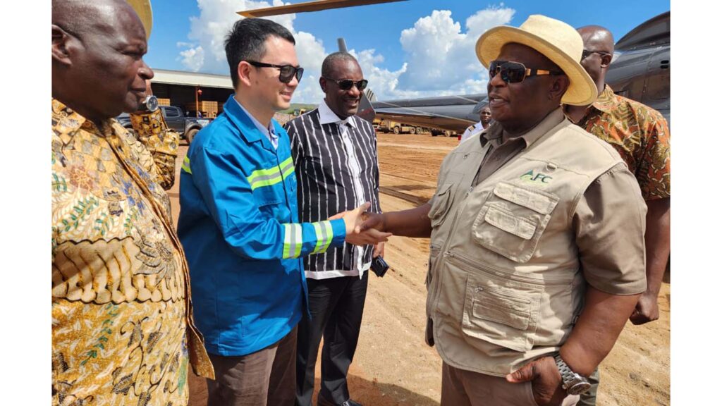VP Chiwenga visits Manhize - herald