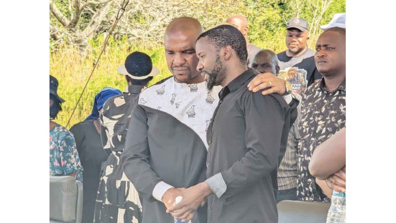 Emotional send-off for six crash dead family members – herald