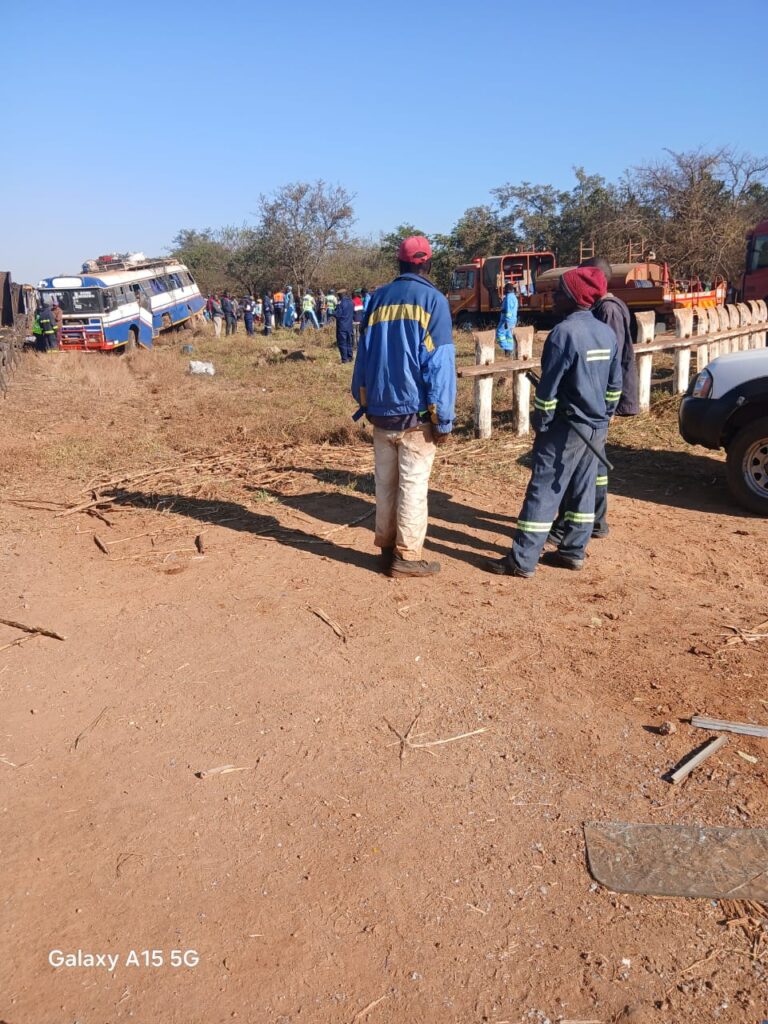 Nine killed, 25 injured in Chiredzi level crossing accident – herald