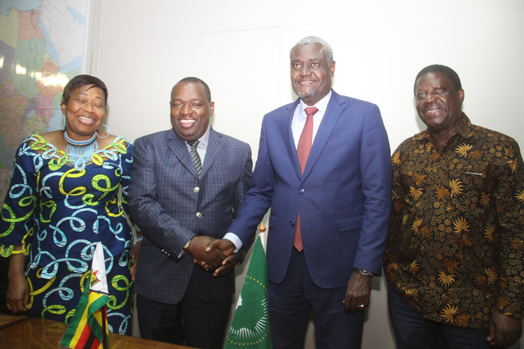 AU Comm chair endorses transition - herald