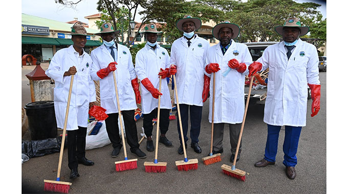 Exorcising the litter bug . . . Plans underway for mandatory community ...