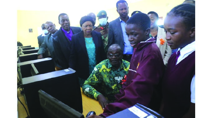 Acting President Mohadi donates laptops, pushes for modern education ...
