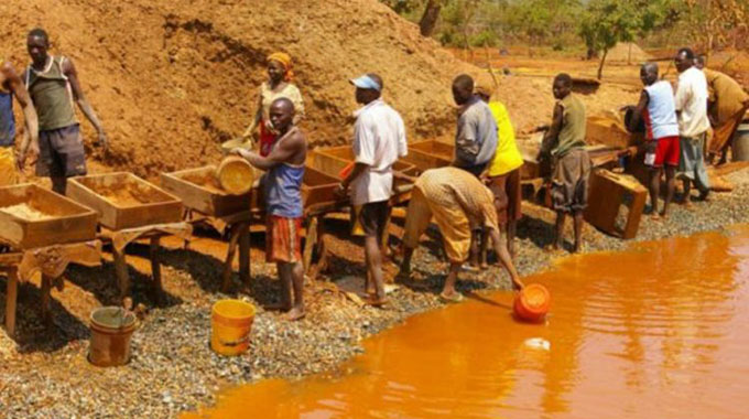 Zimbabwe to launch initiative to curb mercury use in small-scale mining ...