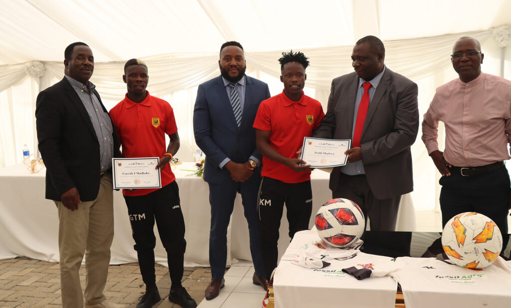 NEW: Black Rhinos honours players - herald