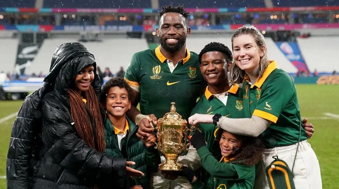 Springboks skipper Siya Kolisi, wife announce their divorce – herald