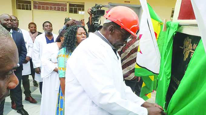 Dr Auxillia Mnangagwa Clinic brings vital healthcare to Gokwe North ...